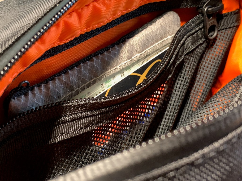 Code of Bell Annex Carrier: Review - The Perfect Pack