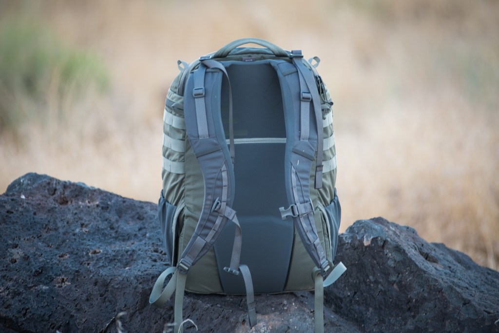 Mystery Ranch Rip Ruck 32: Review - The Perfect Pack